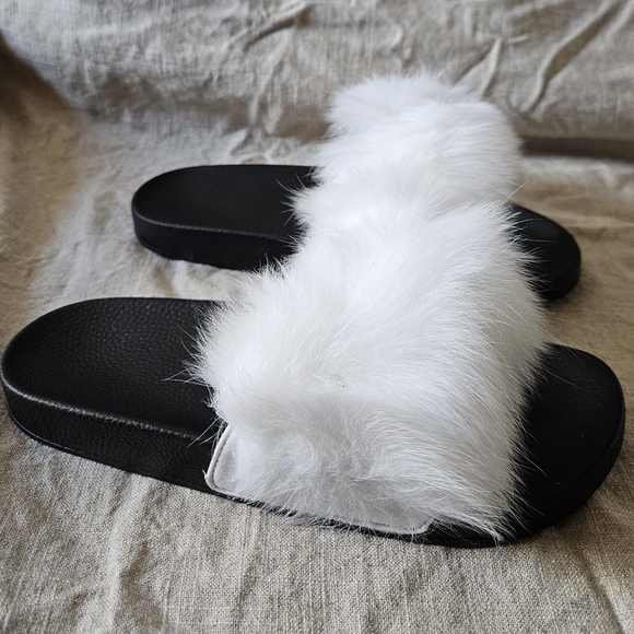 Shoes | White Genuine Fur Slides | Poshmark